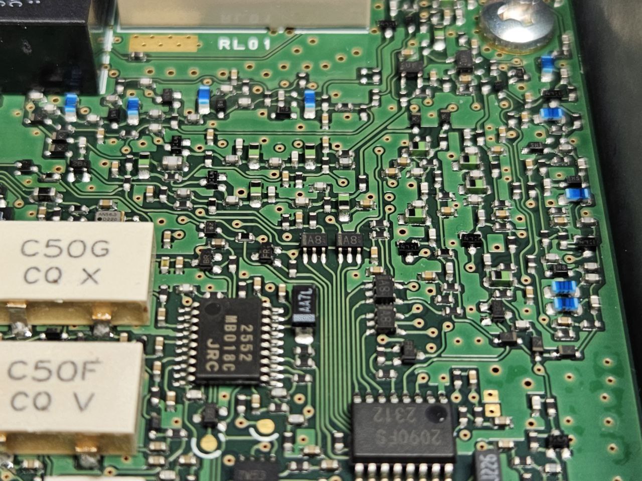 Yaesu FTM-500 Un Vistazo Por Dentro – Xreflector World Wide Servers